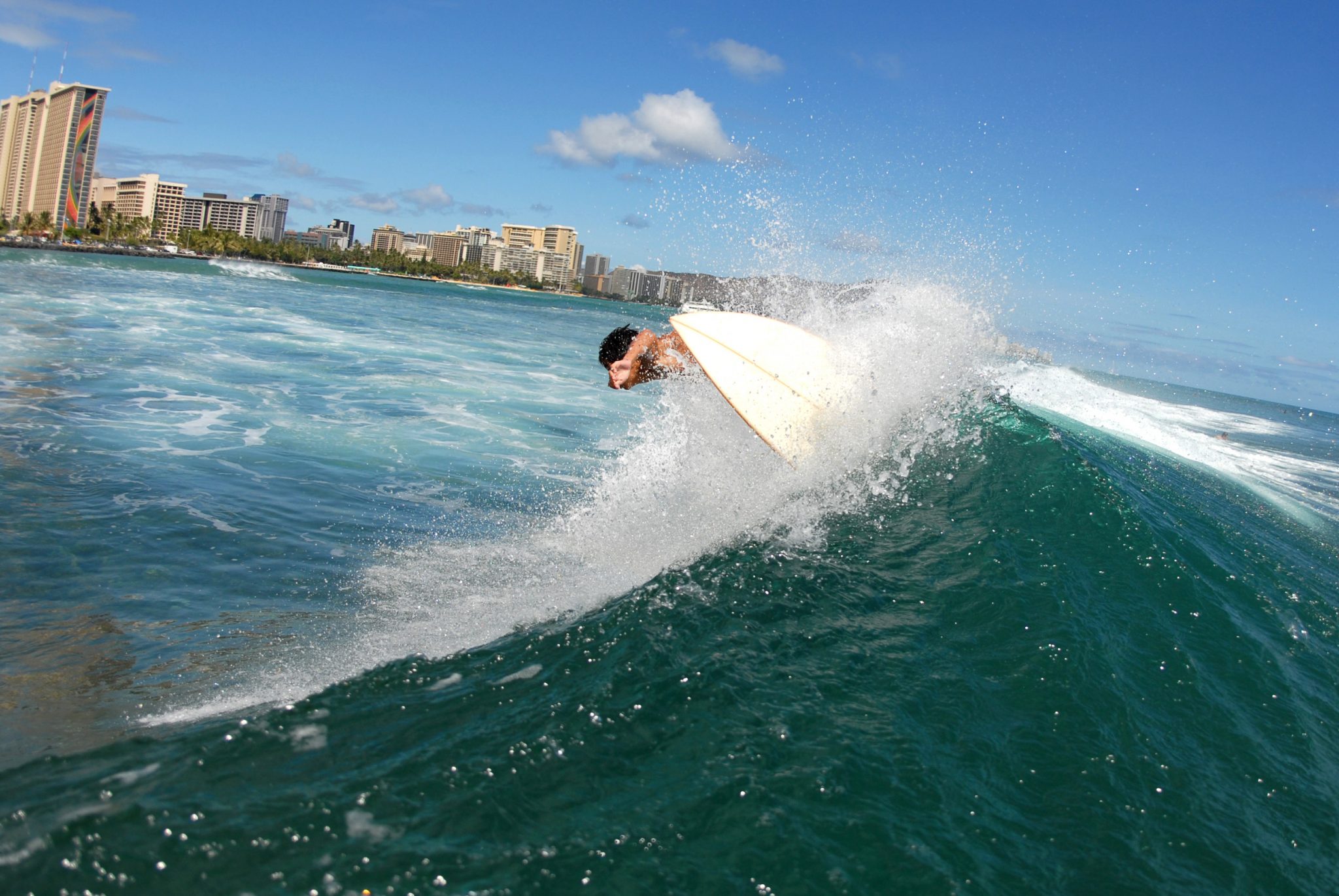 American Wave Machines zbuduje dwie nowe fale - Magazyn Exclusive